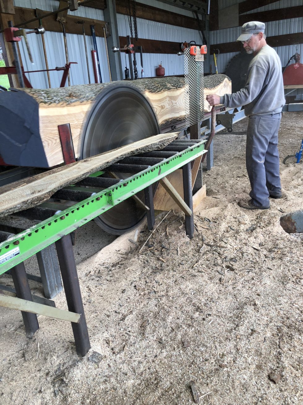 How to Build Anything you want Legally with Rough Cut lumber - Barngeek.com